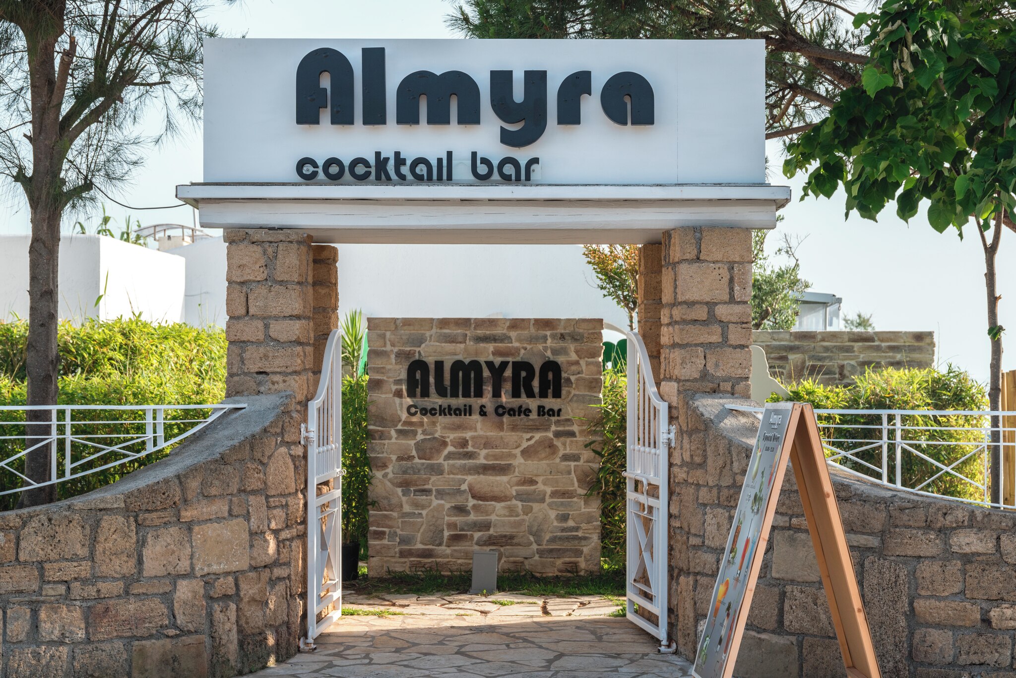 St George South Holidays & Best Deals & Best Deals 2024/2025 | St ...