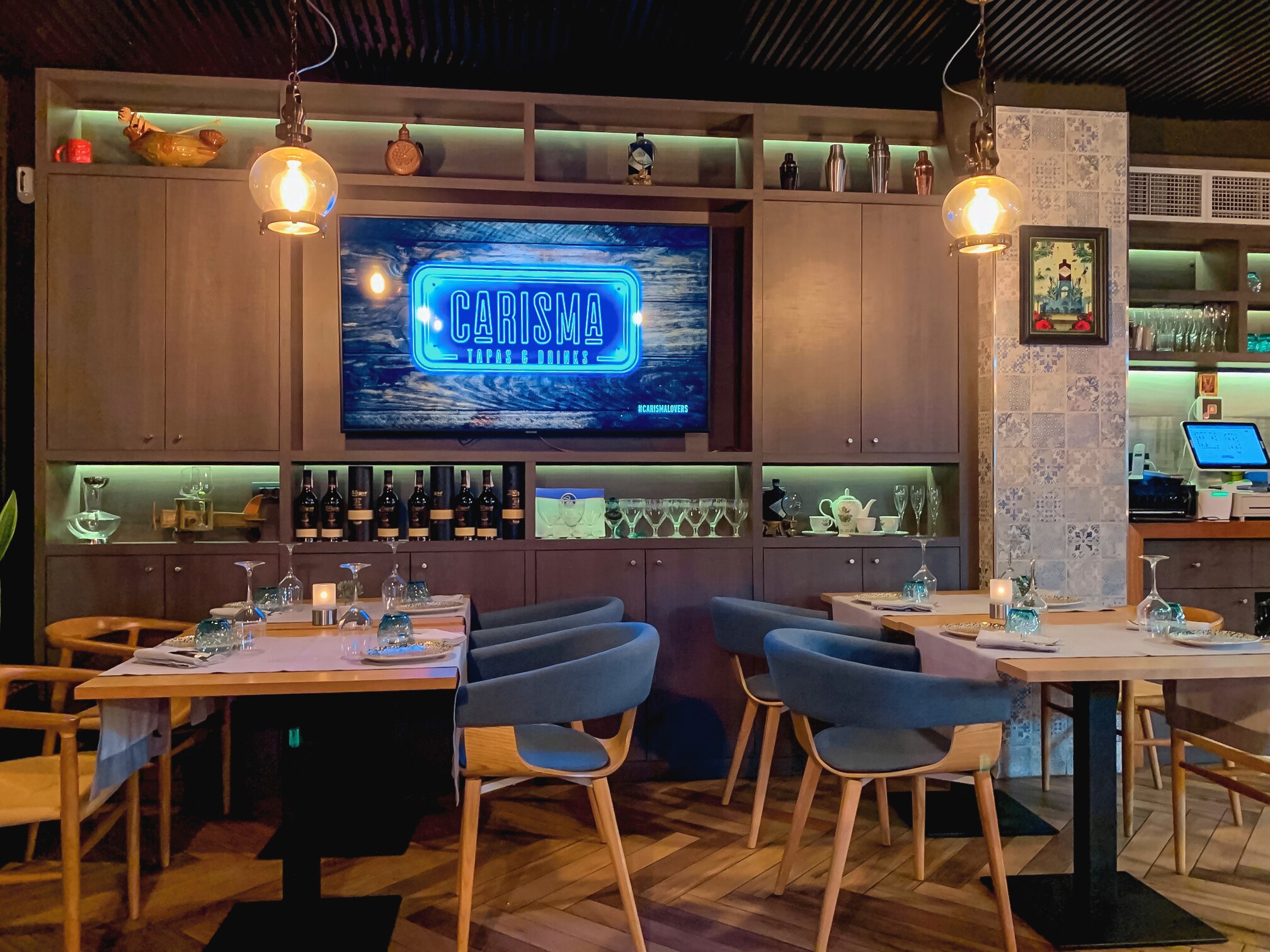 Carisma Tapas and Drinks (Tenerife) | Jet2holidays 2025/2026