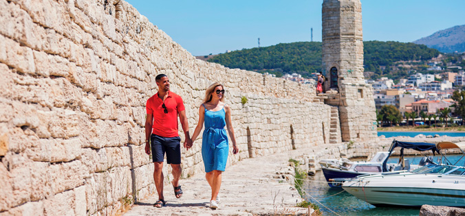 Holiday types | Jet2holidays
