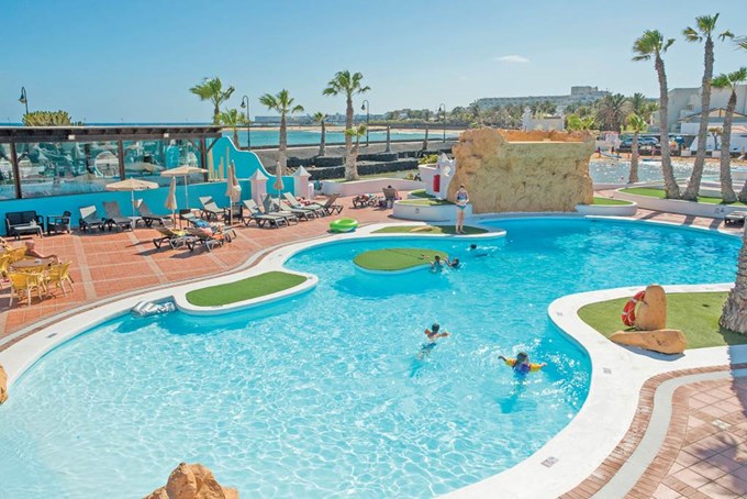 Sands Beach Resort - Costa Teguise Hotels | Jet2holidays