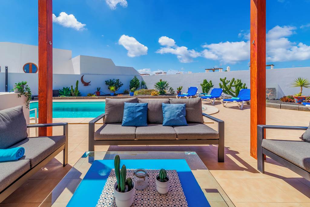 Villa Luar | Jet2Villas | Jet2holidays