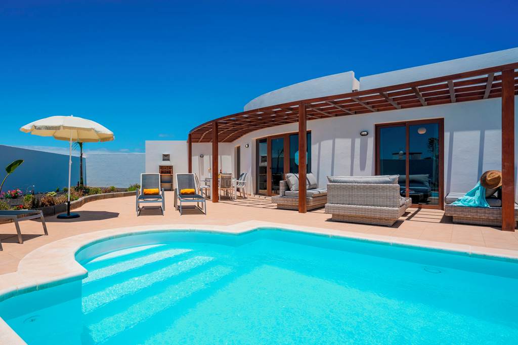 Villa Luar | Jet2Villas | Jet2holidays