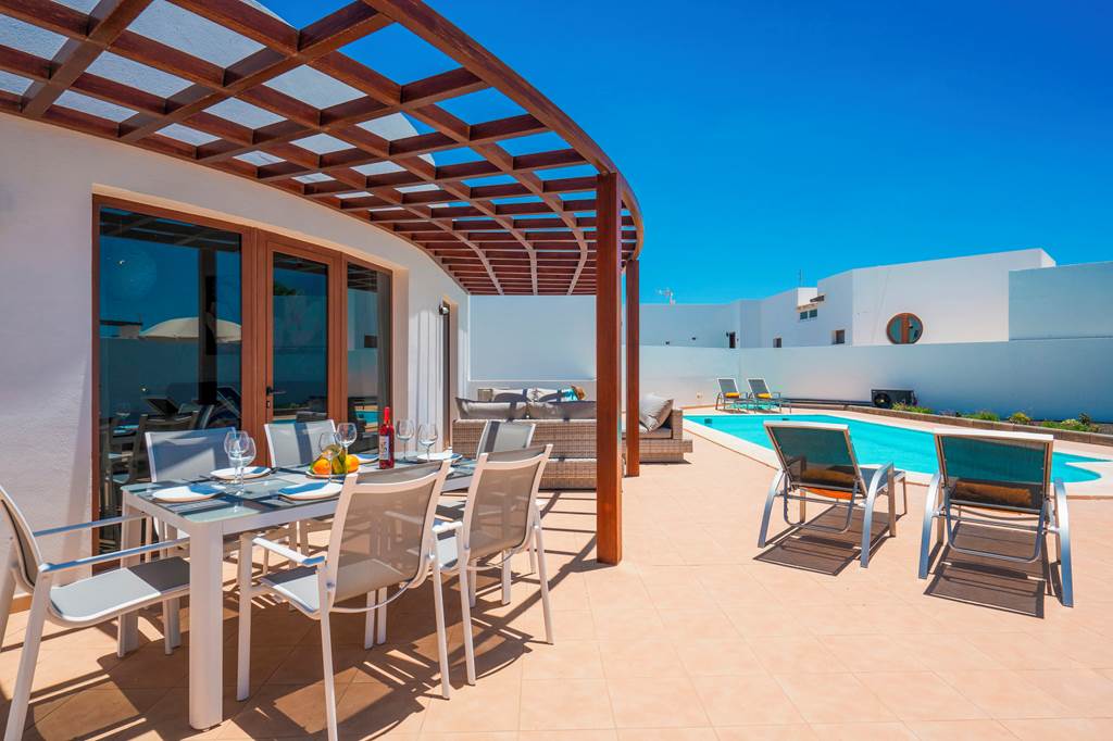 Villa Luar | Jet2Villas | Jet2holidays