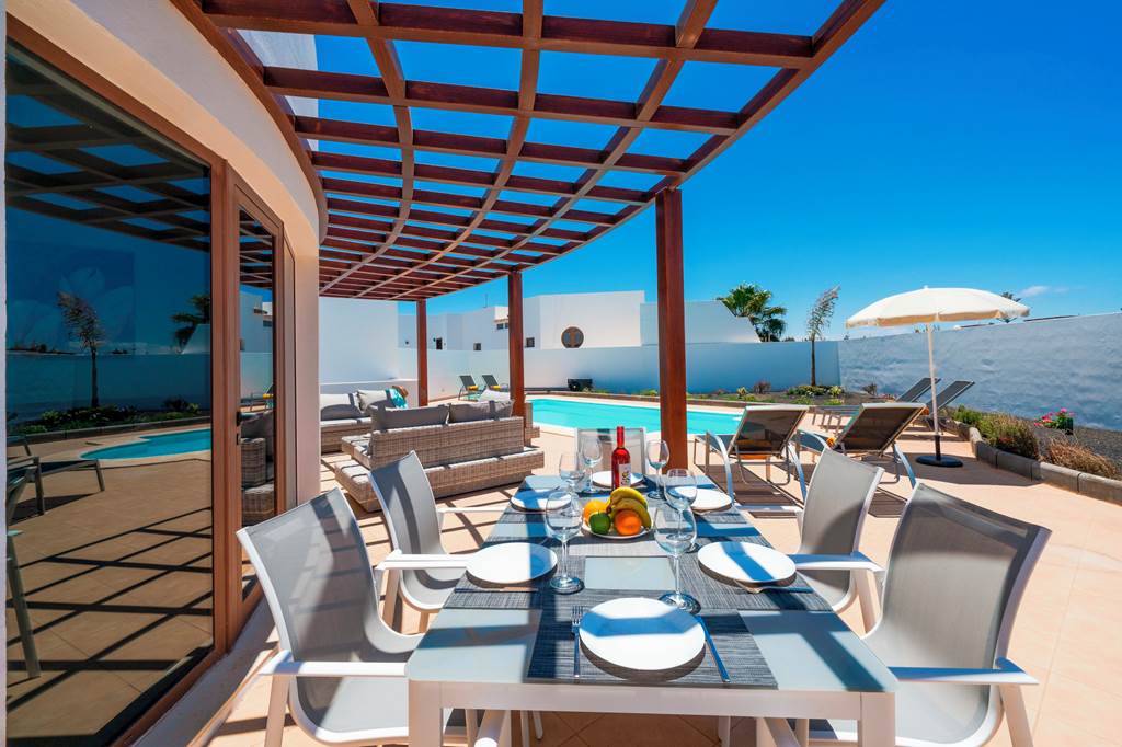 Villa Luar | Jet2Villas | Jet2holidays