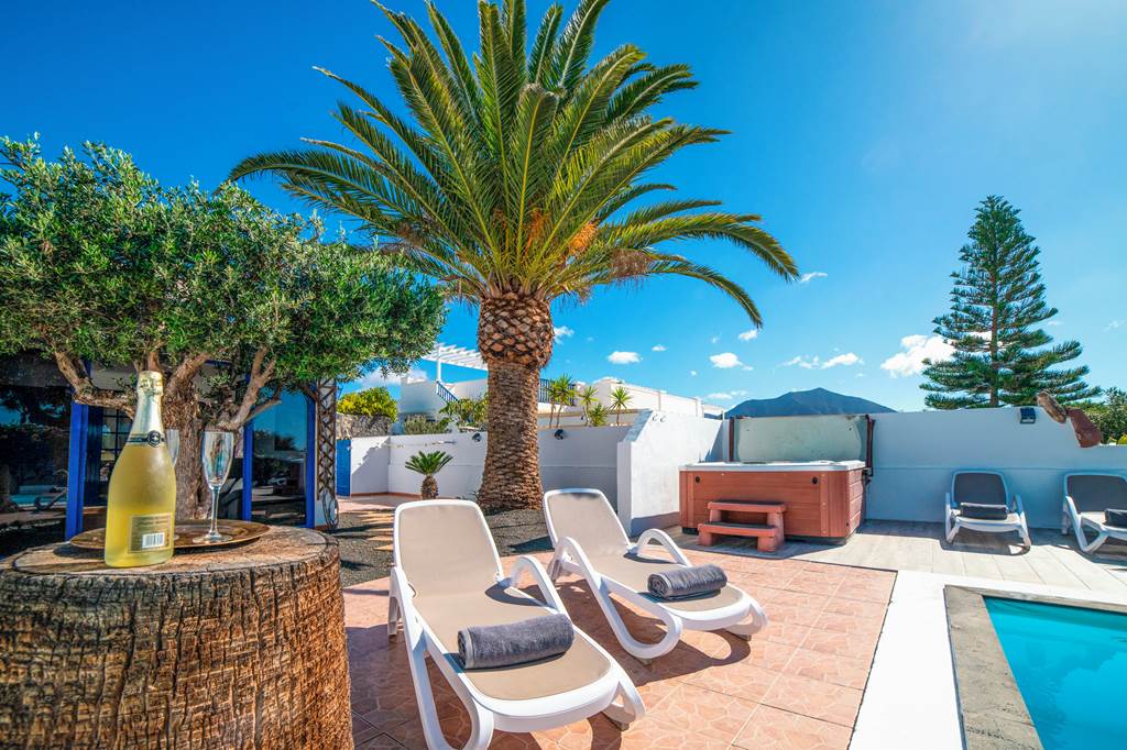 Villa Piedra Blanca | Jet2Villas | Jet2holidays