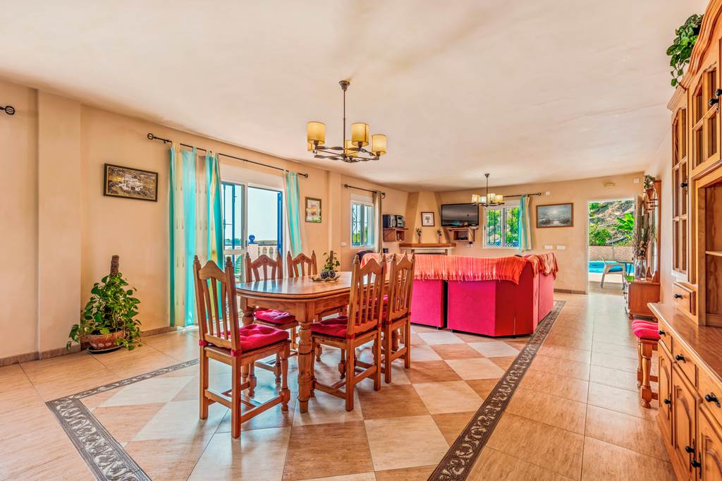 Villa Sanchez Y Rico | Jet2Villas | Jet2holidays