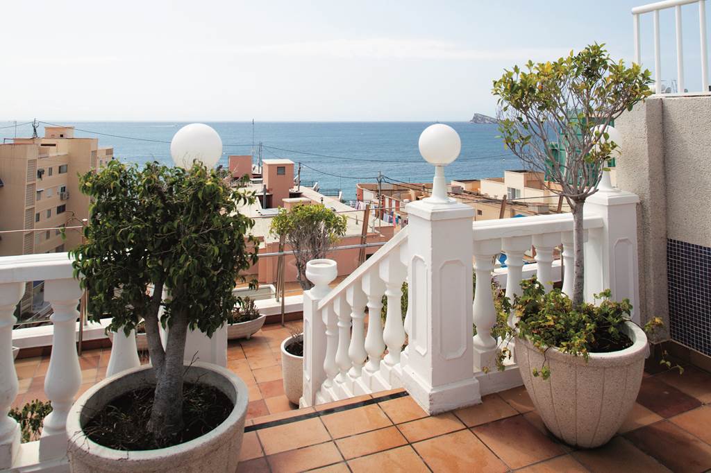 Avenida Hotel - Benidorm hotels | Jet2holidays