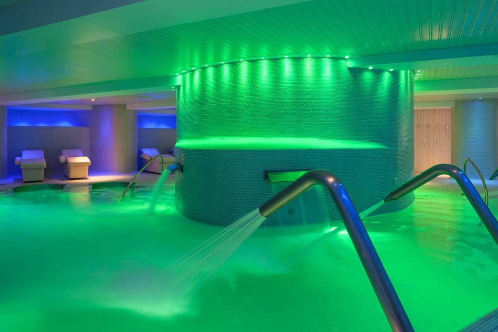 Hotel Ambassador Playa II - Benidorm hotels | Jet2holidays