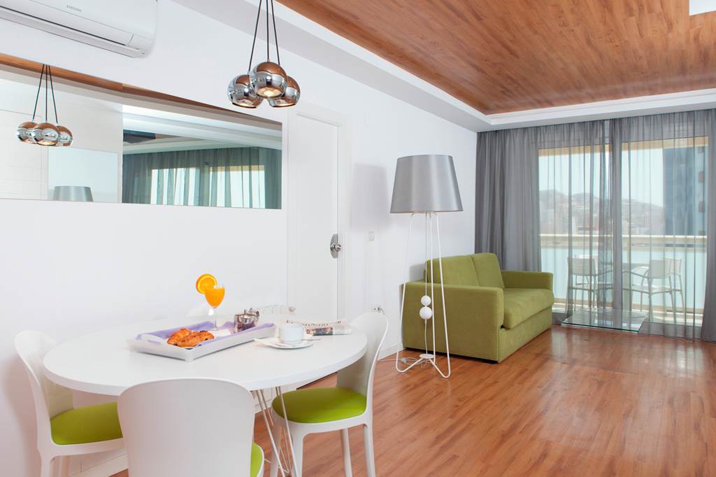 Climia Benidorm Plaza - Benidorm hotels | Jet2holidays
