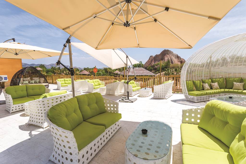 Magic Natura Animal Waterpark & Polynesian Lodge Resort - Benidorm ...