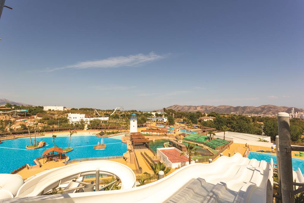 Magic Natura Animal Waterpark & Polynesian Lodge Resort - Benidorm ...