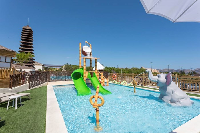 Magic Natura Animal Waterpark & Polynesian Lodge Resort - Benidorm ...