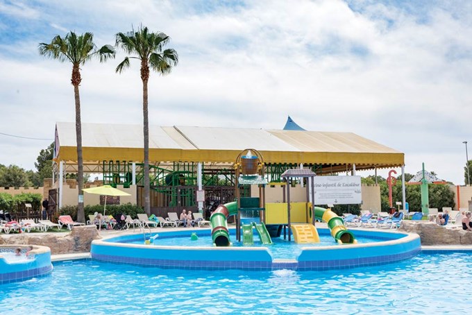 Magic Robin Hood - Benidorm Hotels | Jet2holidays