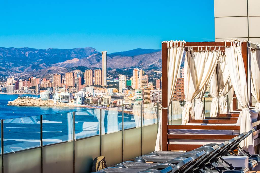 Magic Aqua Rock Gardens - Benidorm hotels | Jet2holidays