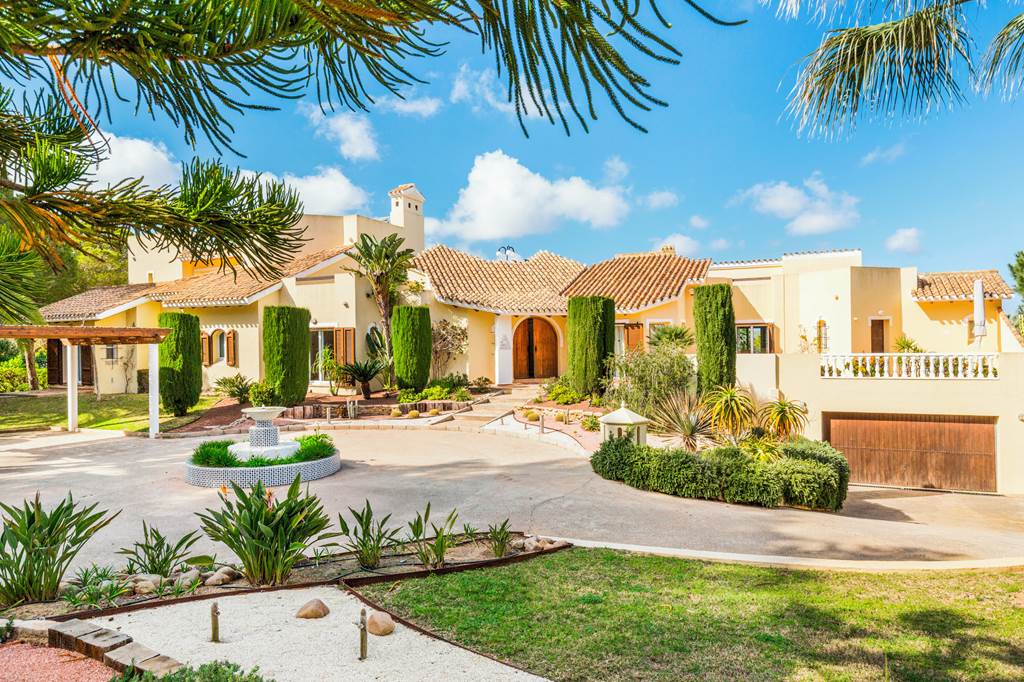 La Manga Resort - Villa Santana 140 | Jet2Villas | Jet2holidays