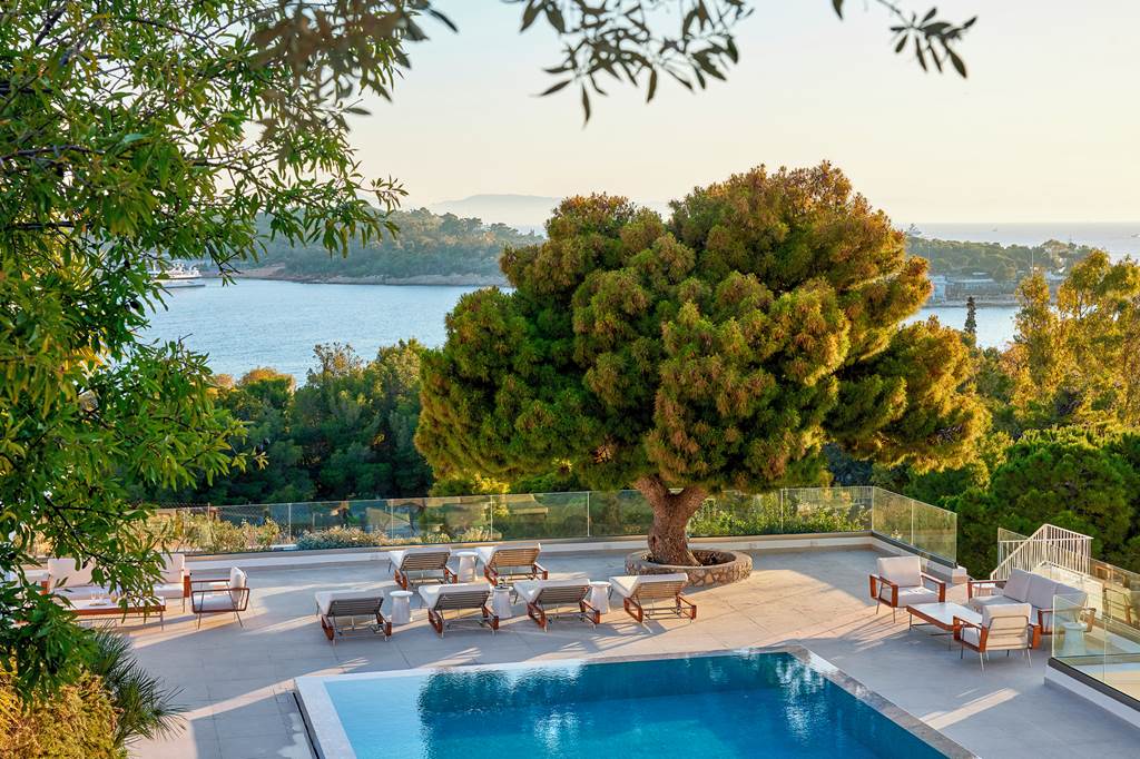 The Roc Club A Grecotel Hotel To Live - Vouliagmeni hotels | Jet2holidays