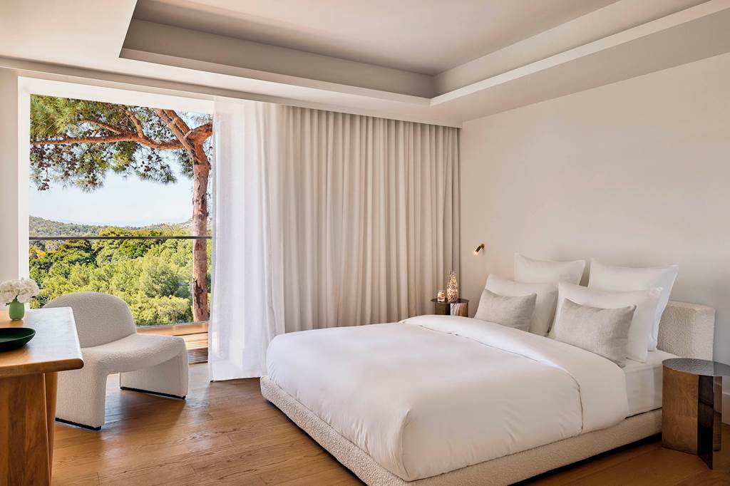 The Roc Club A Grecotel Hotel To Live - Vouliagmeni hotels | Jet2holidays