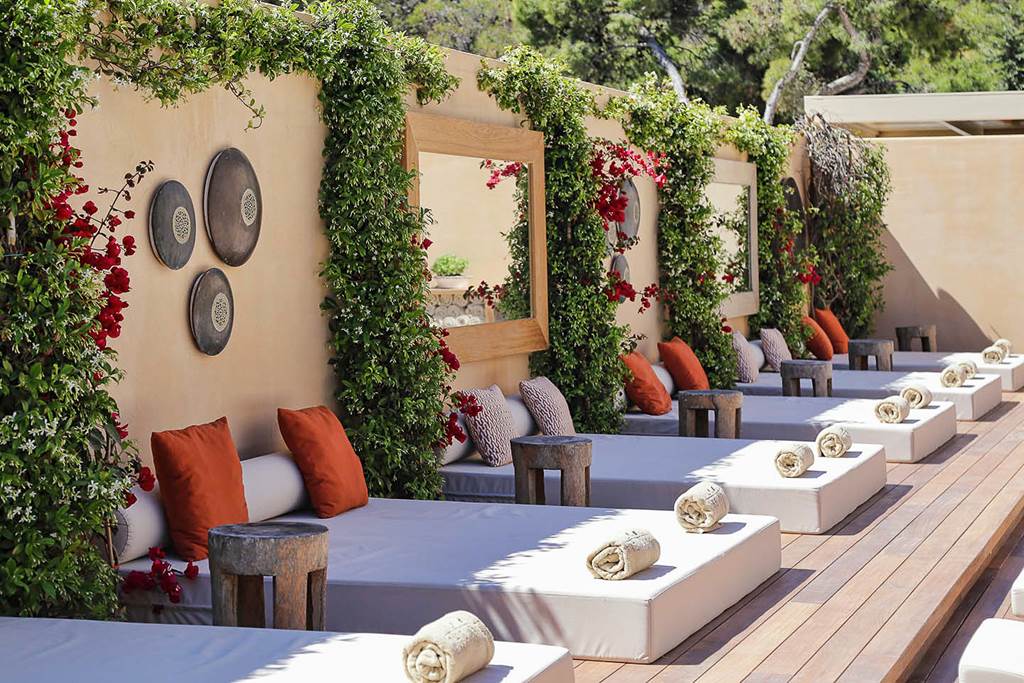 The Margi - Vouliagmeni hotels | Jet2holidays