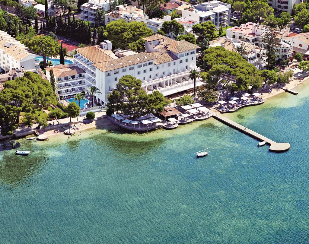 Hotel Illa d'Or & Illa d'Or Club Apartments - Puerto Pollensa hotels ...