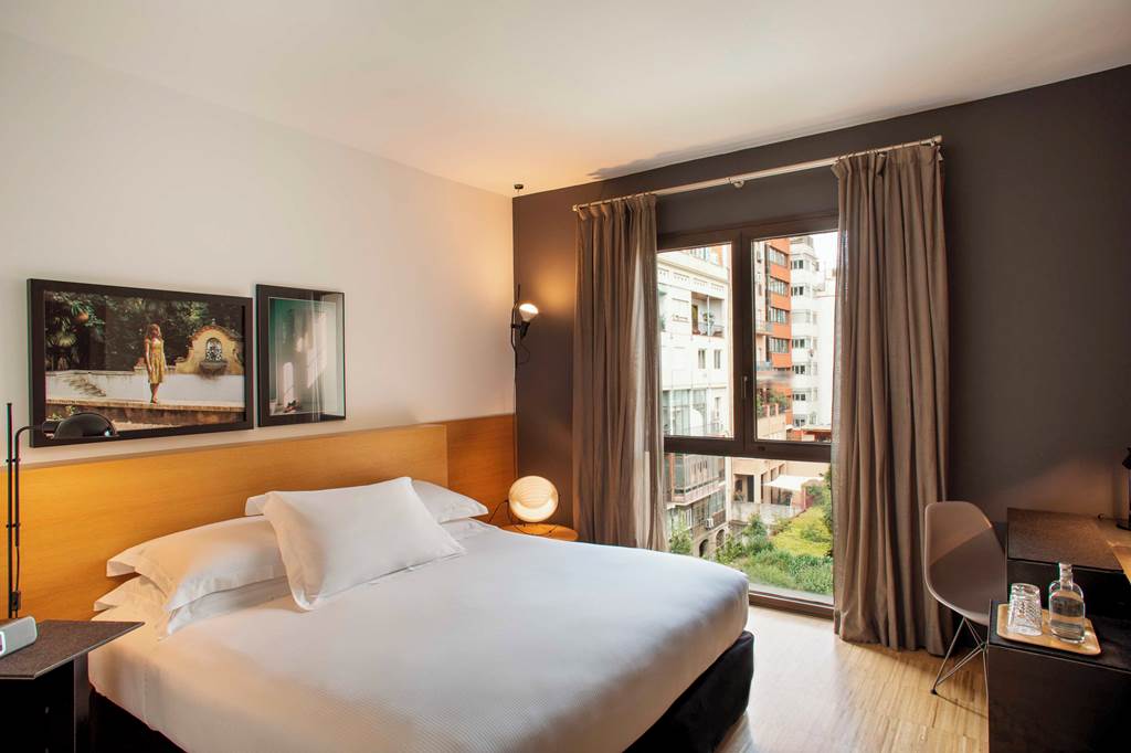 Alexandra Barcelona Hotel Curio Collection by Hilton - Barcelona hotels ...