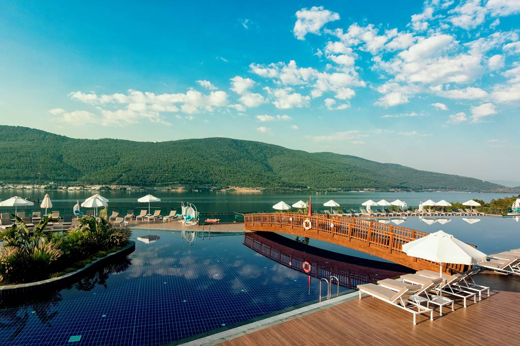 Titanic Luxury Collection Bodrum - Guvercinlik hotels | Jet2holidays