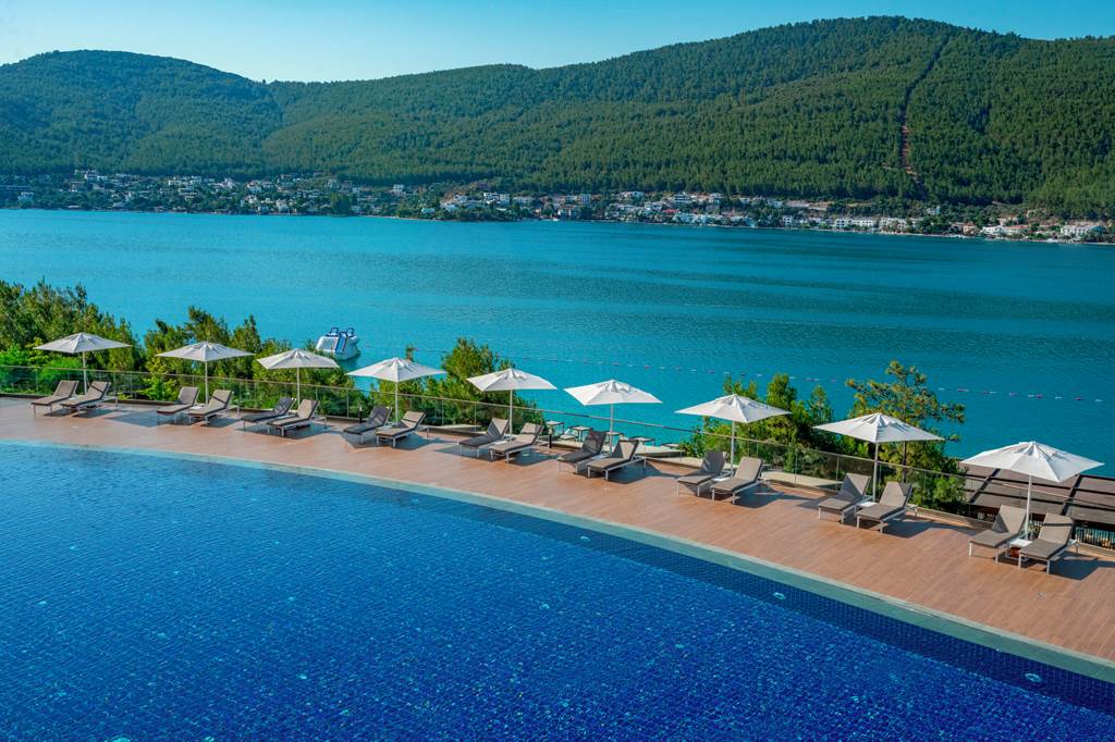 Titanic Luxury Collection Bodrum - Guvercinlik hotels | Jet2holidays