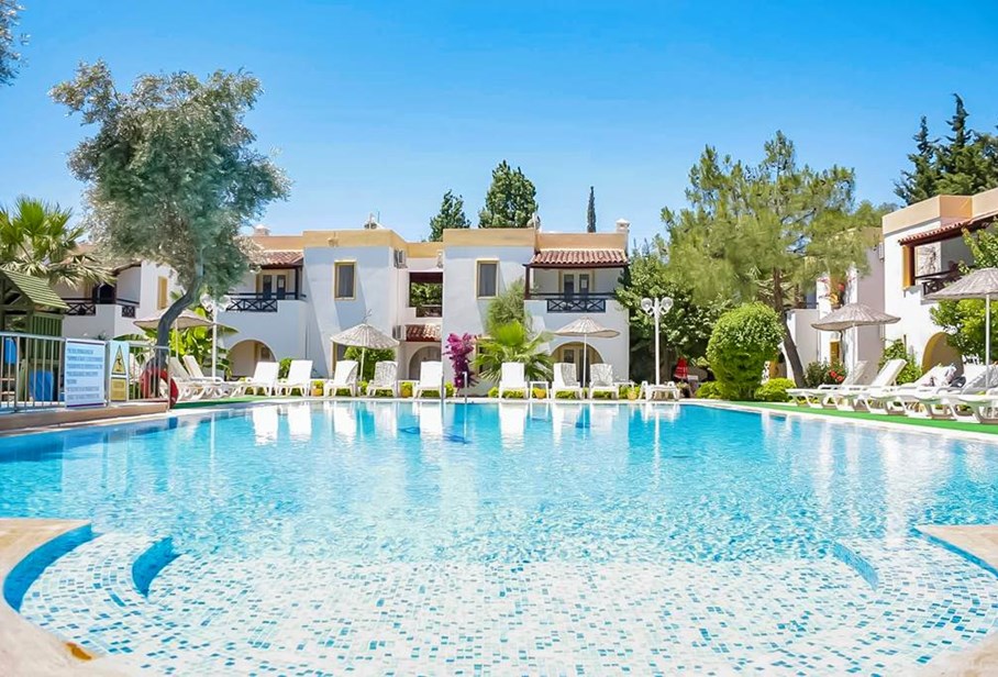 Bitez Holidays & Best Deals 2025/2026 | Bitez Hotels | Jet2holidays