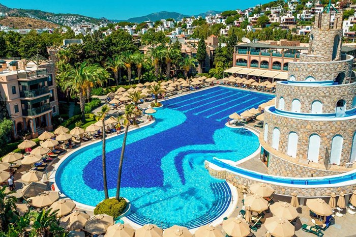 Selectum Collection Bodrum - Turgutreis hotels | Jet2holidays
