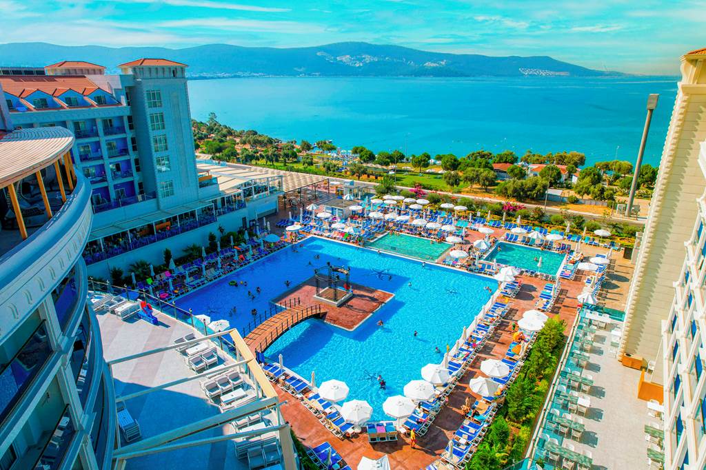 Maxeria Blue Didyma - Akbuk hotels | Jet2holidays
