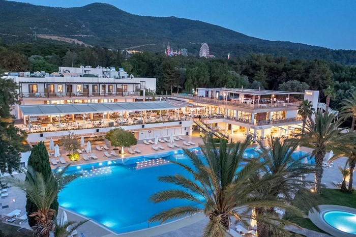 DoubleTree by Hilton Bodrum Isil Club Resort. - Torba hotels | Jet2holidays