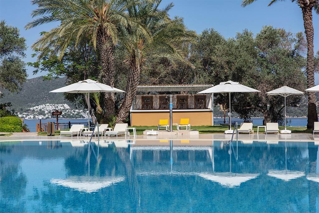 DoubleTree by Hilton Bodrum Isil Club Resort. - Torba hotels | Jet2holidays