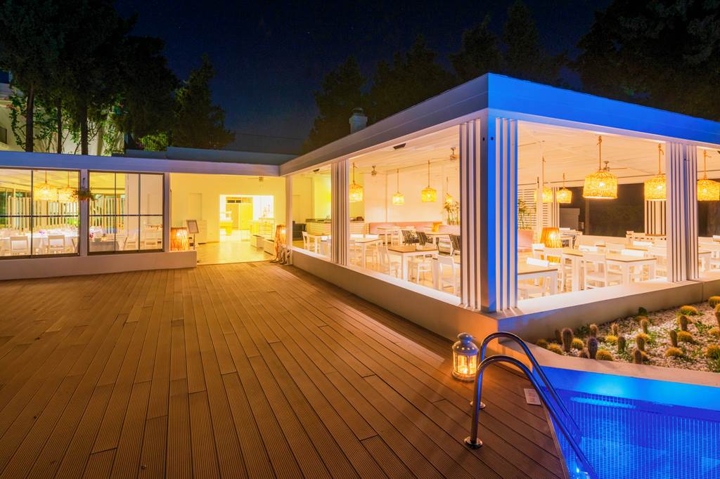 LIV Hotel by Bellazure - Turgutreis hotels | Jet2holidays