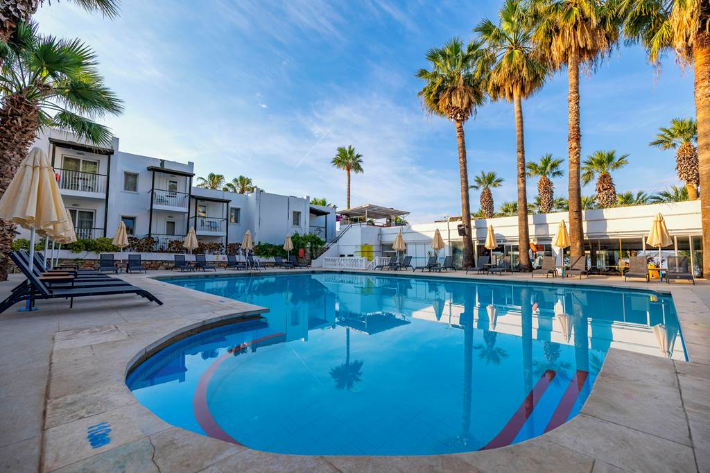 Sami Beach Hotel - Gumbet hotels | Jet2holidays