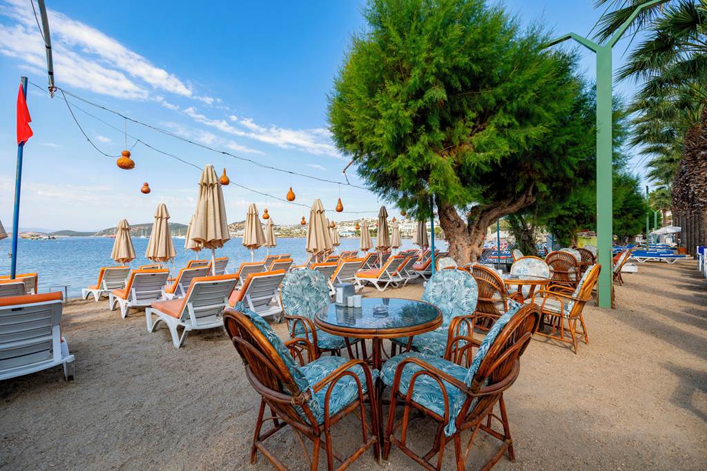 Sami Beach Hotel - Gumbet hotels | Jet2holidays