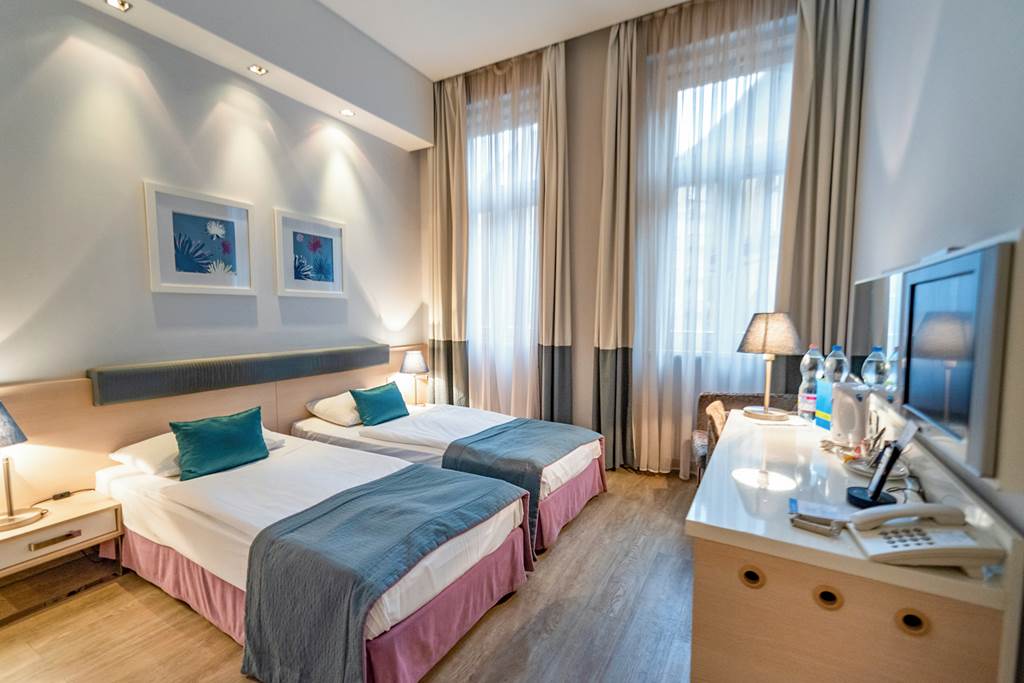 Atrium Fashion Hotel - Budapest City hotels | Jet2holidays