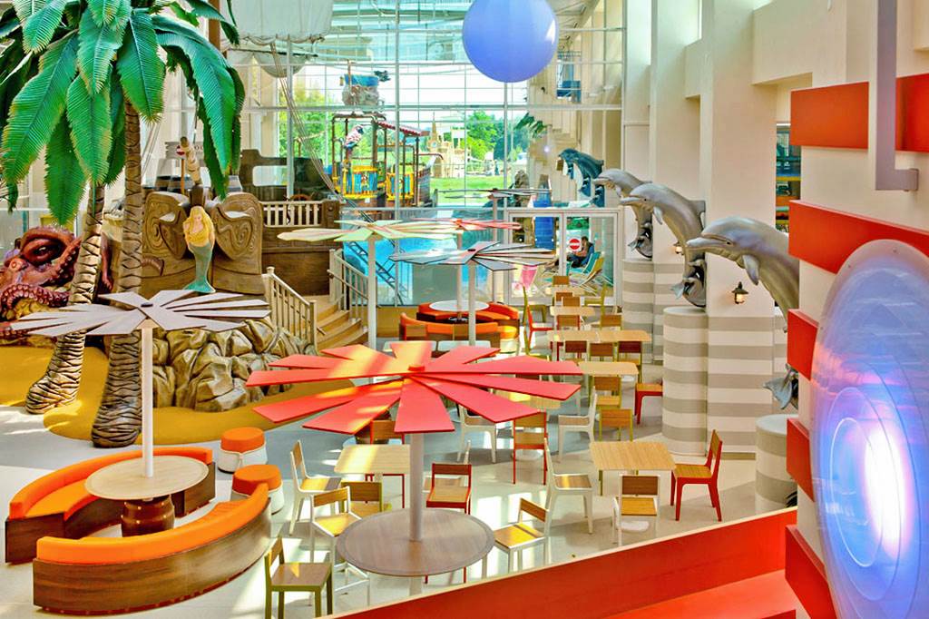 Explorers Hotel - Paris Disney hotels | Jet2holidays