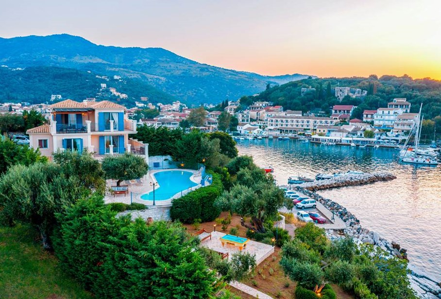 Kassiopi Harbour (Corfu) | Jet2holidays 2025/2026