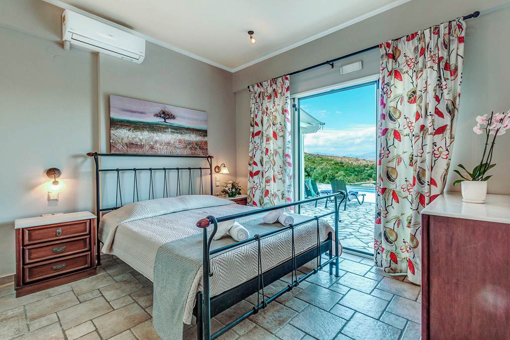 Villa Dimitris | Jet2Villas | Jet2holidays
