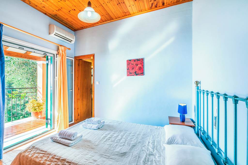 Villa Yiannakis | Jet2Villas | Jet2holidays