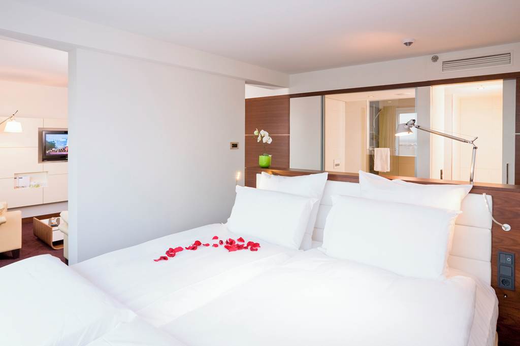 Pullman Cologne - Cologne City hotels | Jet2holidays