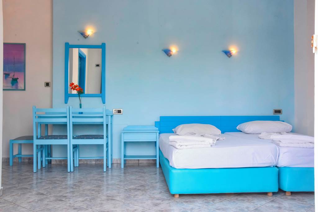 Olga Beach Apartments - Aghia Marina - Chania hotels | Jet2holidays