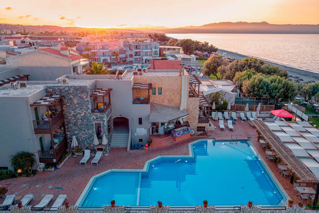 Erato Beach Hotel - Platanias - Chania hotels | Jet2holidays