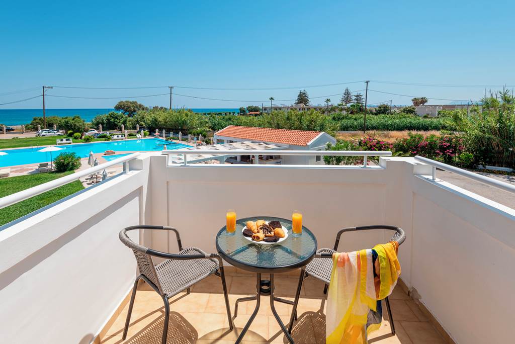 Mrs Chryssana Beach Hotel - Kolymbari hotels | Jet2holidays