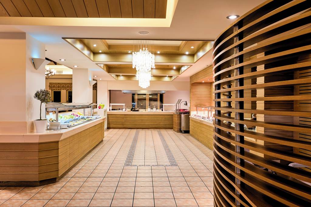 Pilot Beach Resort - Georgioupolis hotels | Jet2holidays