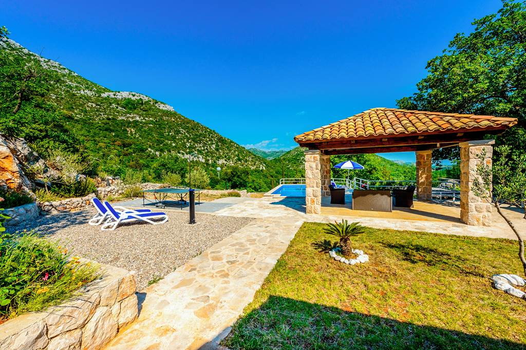 Villa Mount Vista | Jet2Villas | Jet2holidays