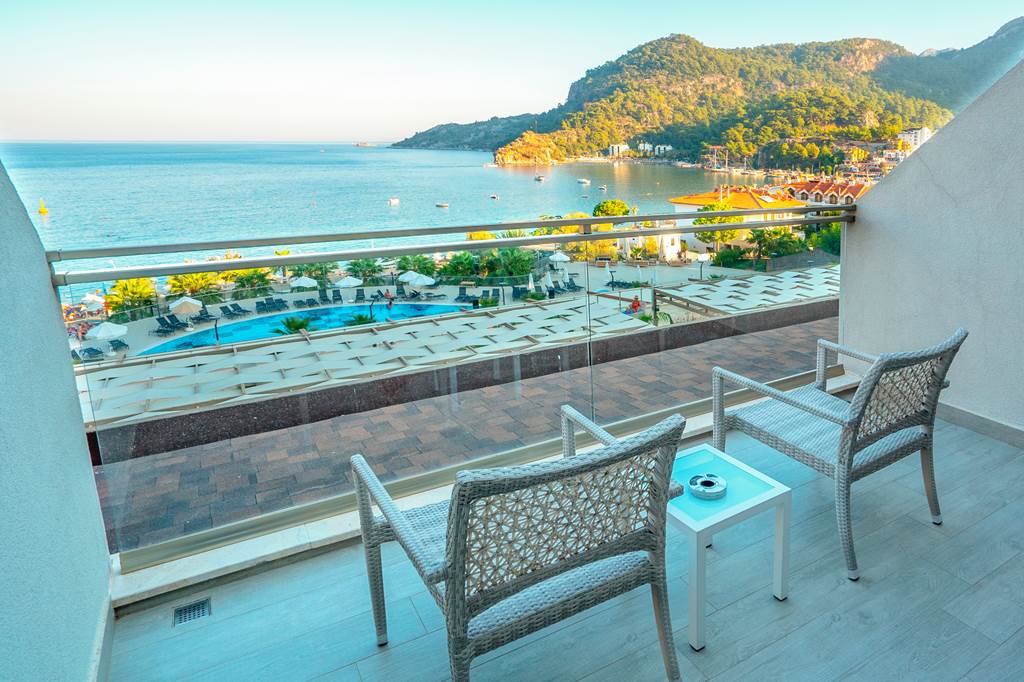 Turunc Premium - Turunc hotels | Jet2holidays