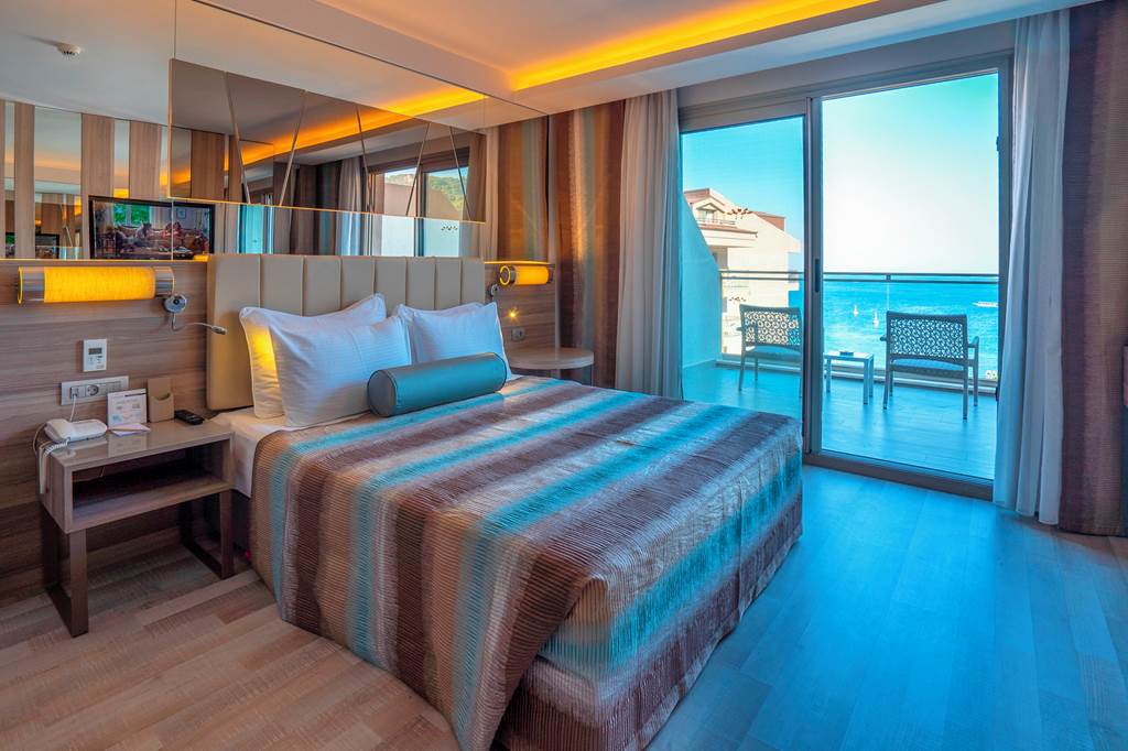 Turunc Premium - Turunc hotels | Jet2holidays