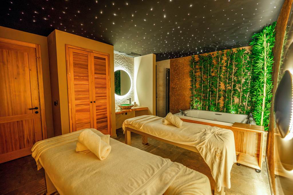 Club Tuana - Fethiye hotels | Jet2holidays