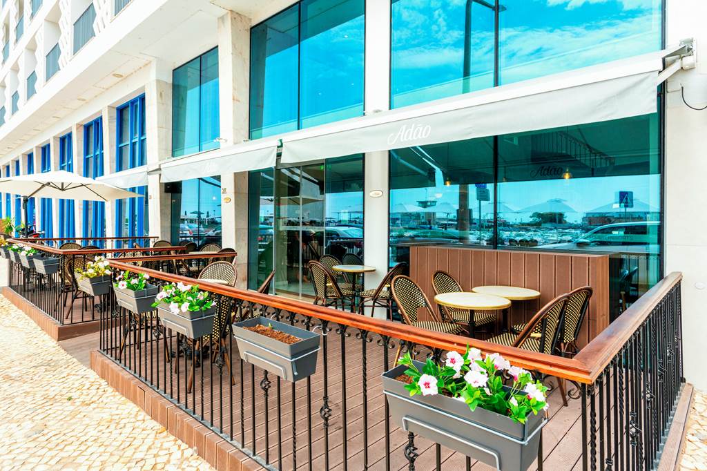 AP Eva Senses Hotel - Faro hotels | Jet2holidays