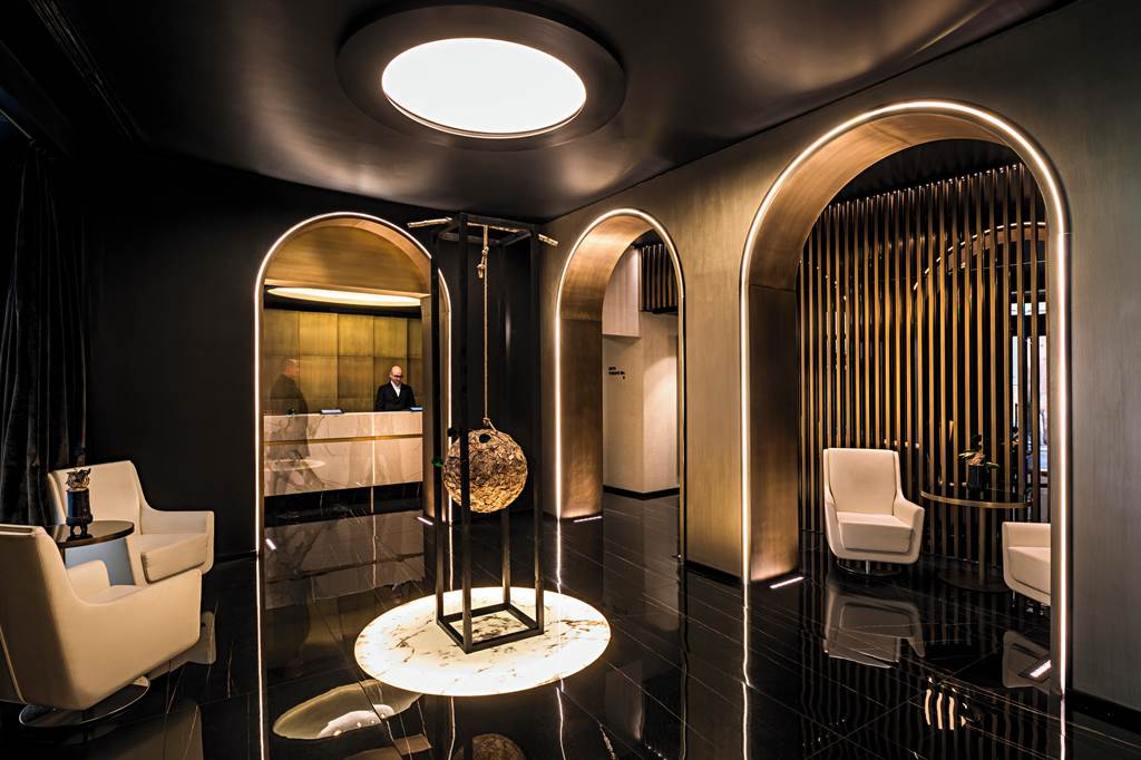 The Pantheon Iconic Rome Hotel Autograph Collection - Rome City hotels ...